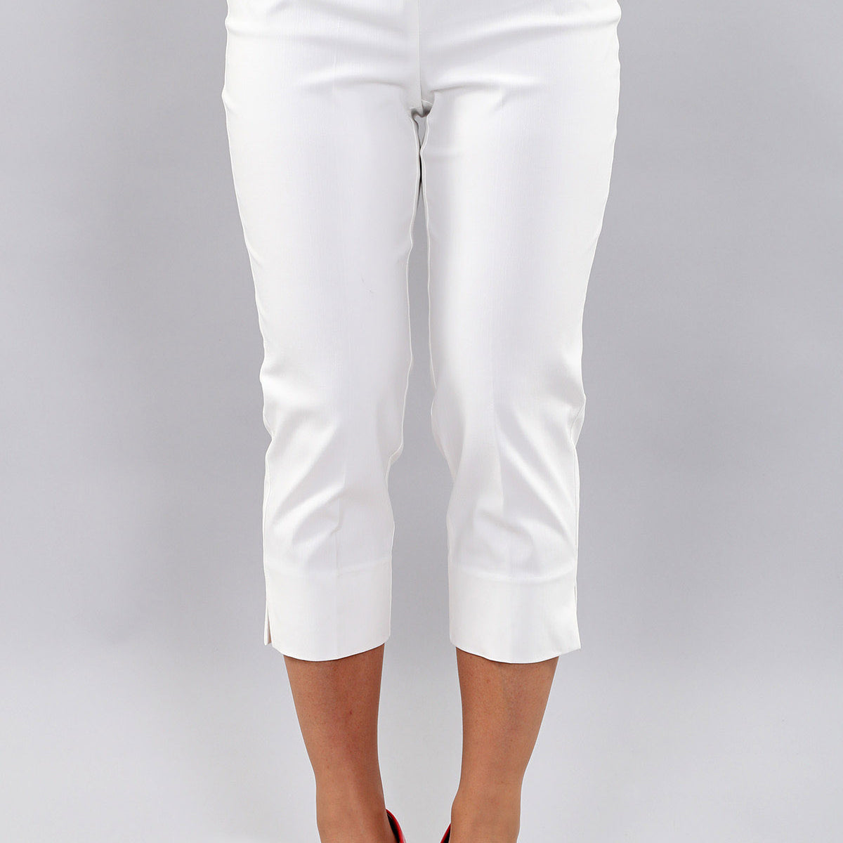 White Premium Stretch Bengaline Capri – GALLERIA FASHIONS